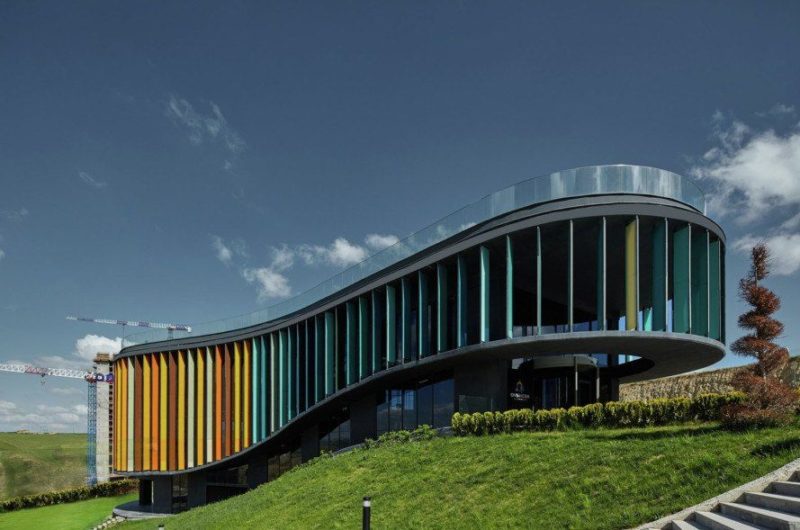 12 Mesmerizing Buildings With Colored Glass Facades